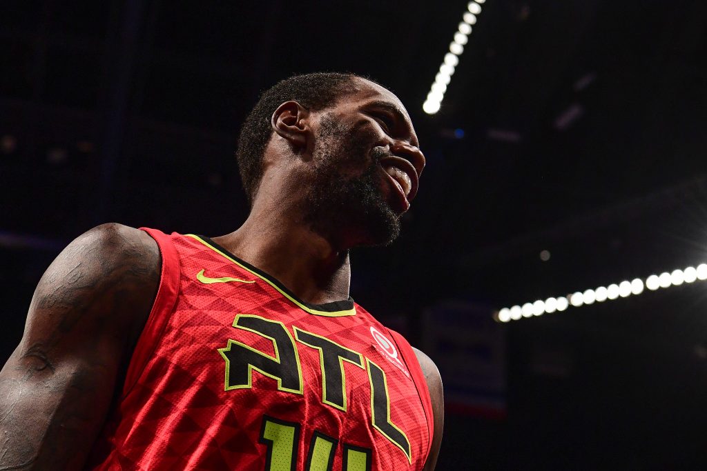 Report: Kings To Sign Dewayne Dedmon