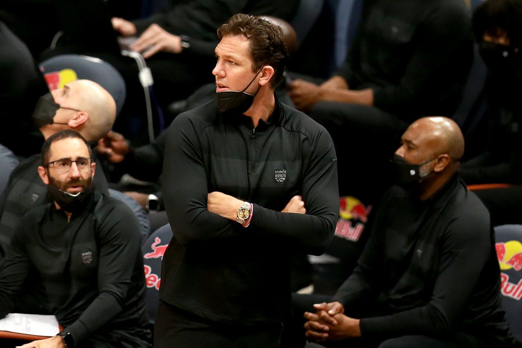 Report: Luke Walton Will Return To Coach Kings In 2021-22