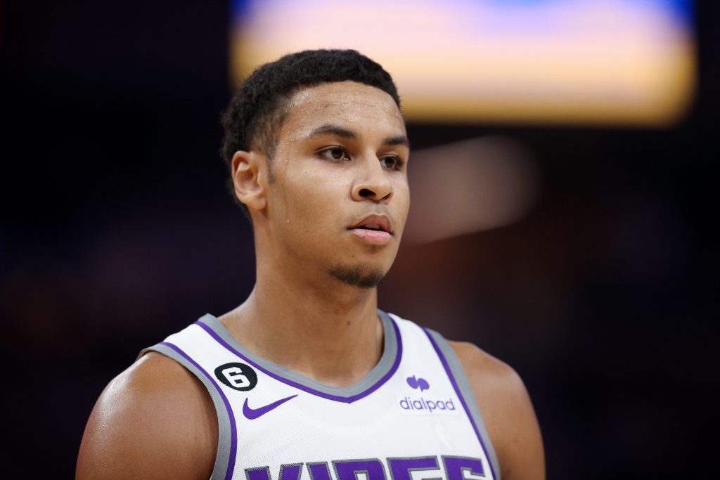 Murray's career-high helps pace Kings to blowout win over Clippers