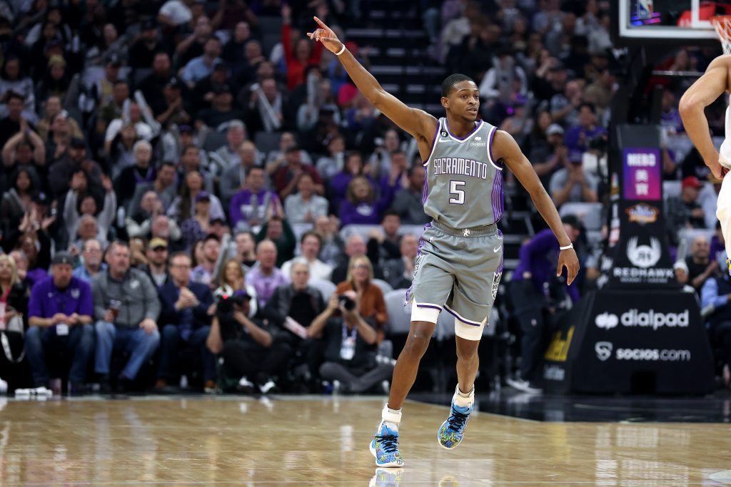 Sacramento Kings secure first Pacific Division title since 2003